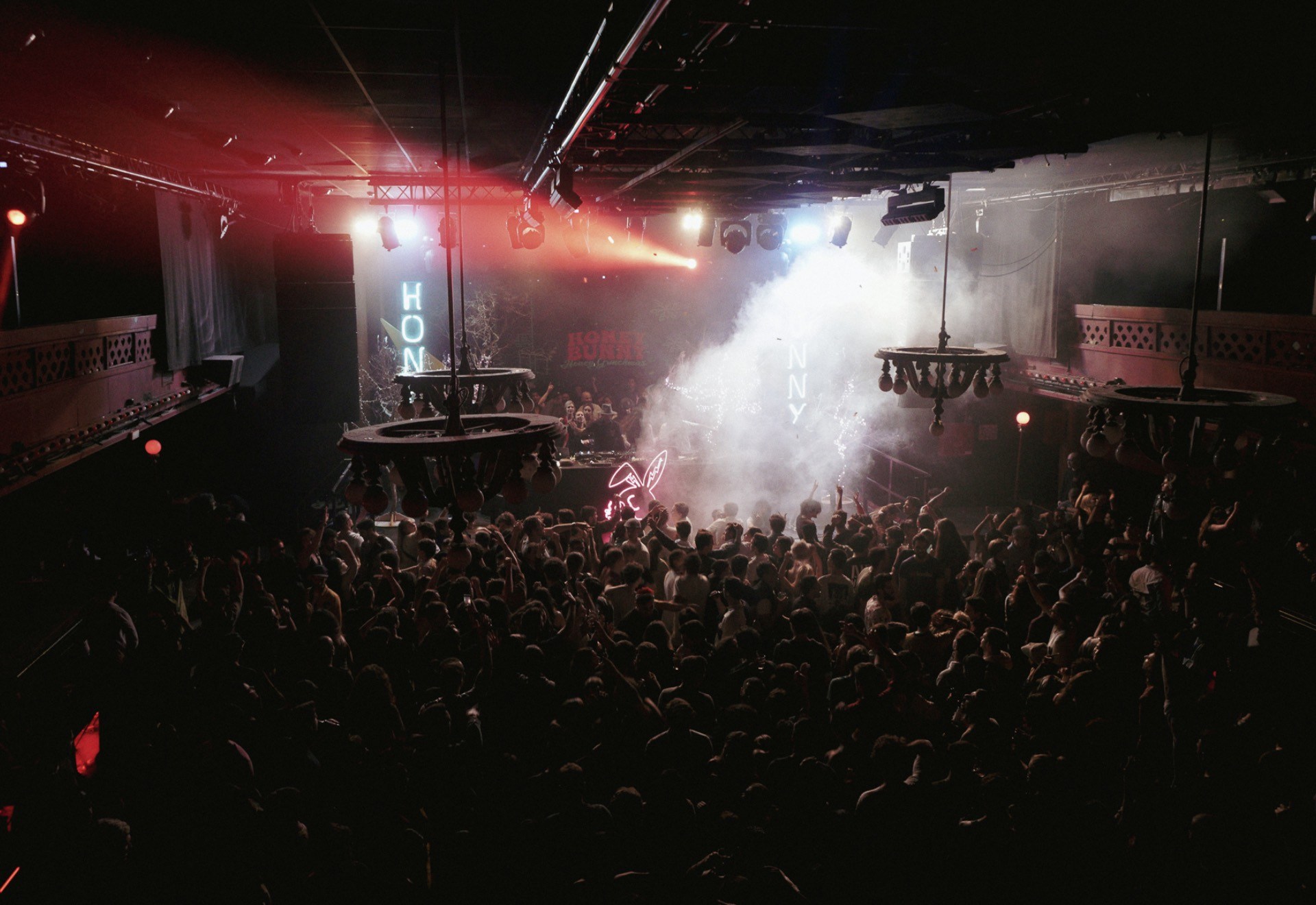 Honey Bunny: Carnaval Party | Mad Max & Joe Cabana | Sala Apolo